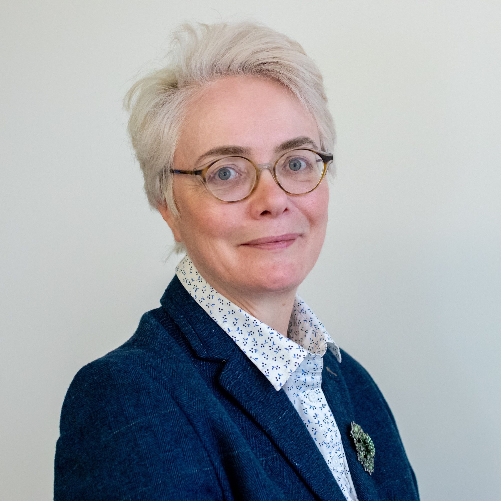 Mary Dixon's Instagram, Twitter & Facebook on IDCrawl